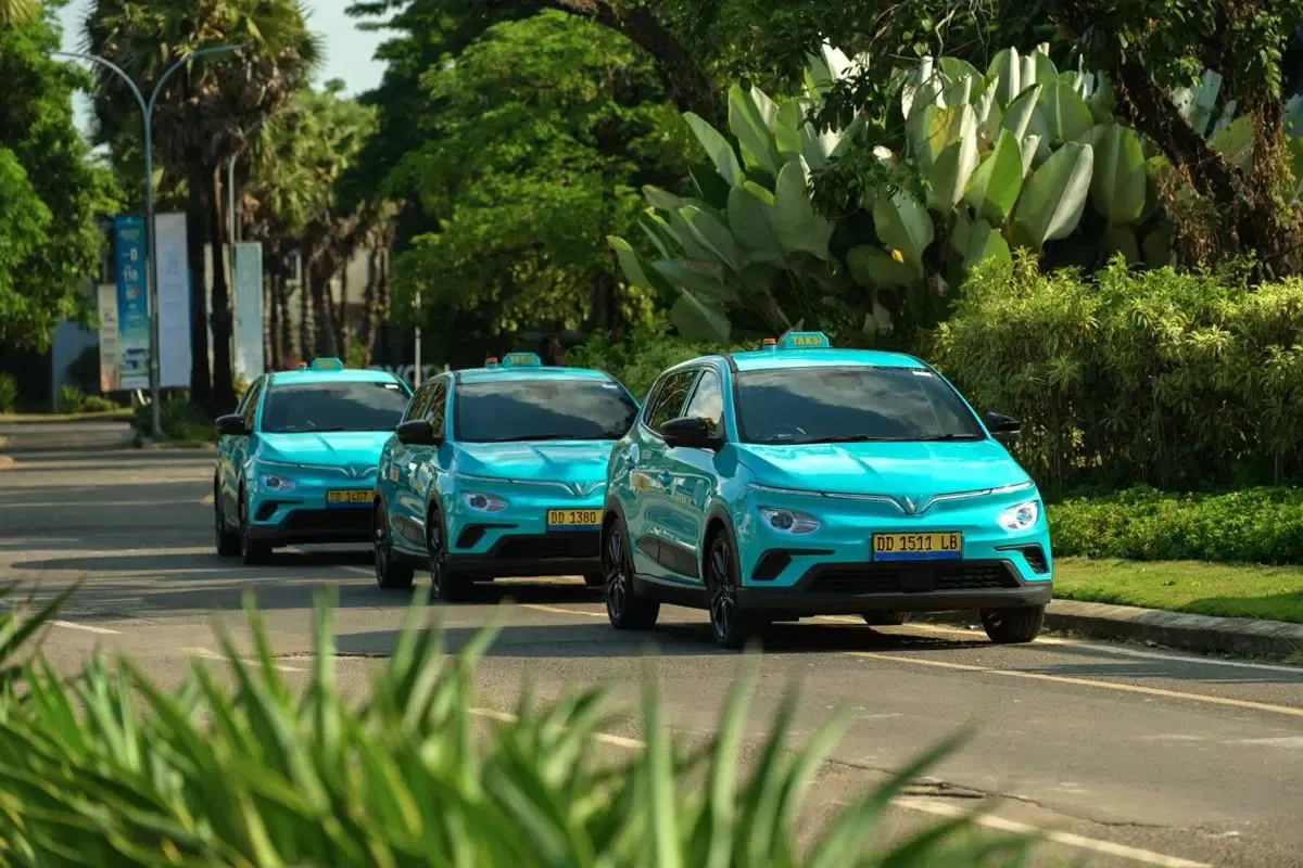 Inside the Software That Powers the Next Generation of E-Taxi ...